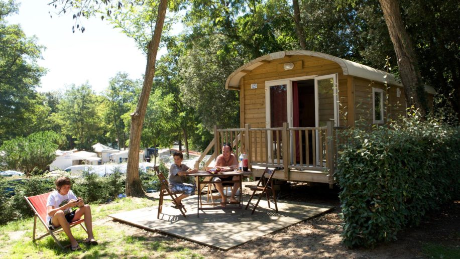 Camping Le Petit Rocher - Campingspotter.nl
