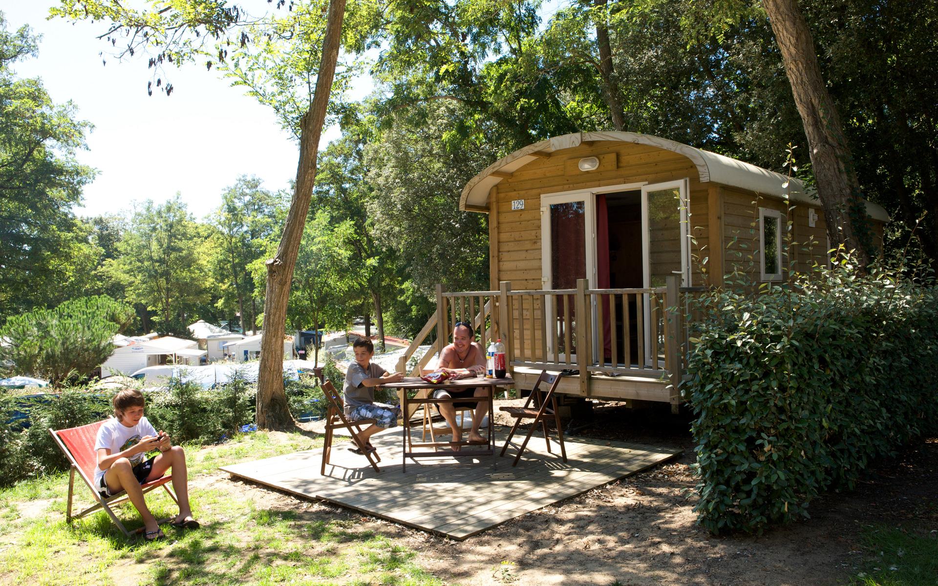 Camping Le Petit Rocher - Campingspotter.nl