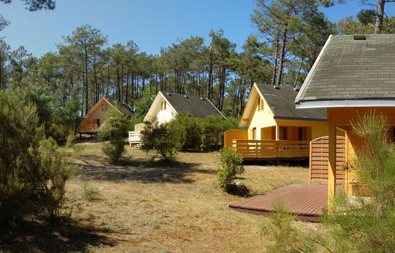 Domaine résidentiel naturiste La Jenny - Campingzuidfrankrijk.nl