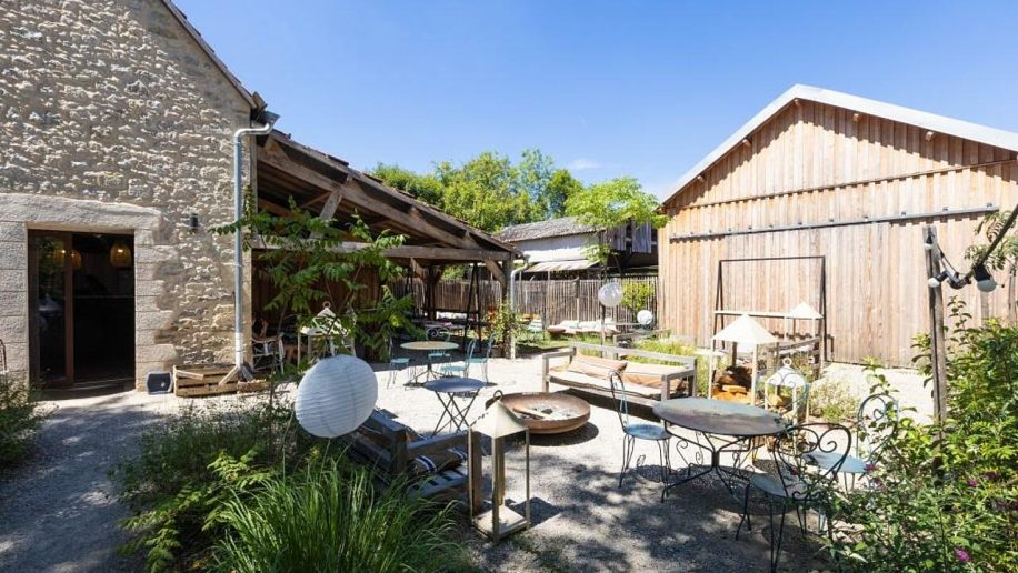 Camping Le Village du Port in Saint-Sozy (Lot, Midi-Pyrénées)