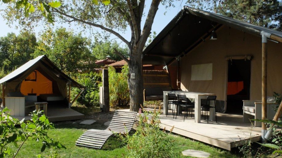 Camping Les Rives du Lac - Charmecamping.nl