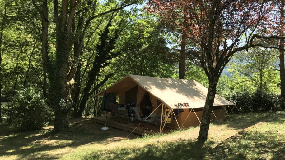 Camping Huttopia Gorges du Tarn - Charmecamping.nl