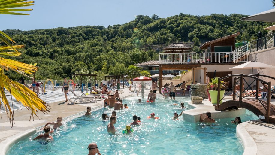 Camping Les Bois du Châtelas - Campingzuidfrankrijk.nl