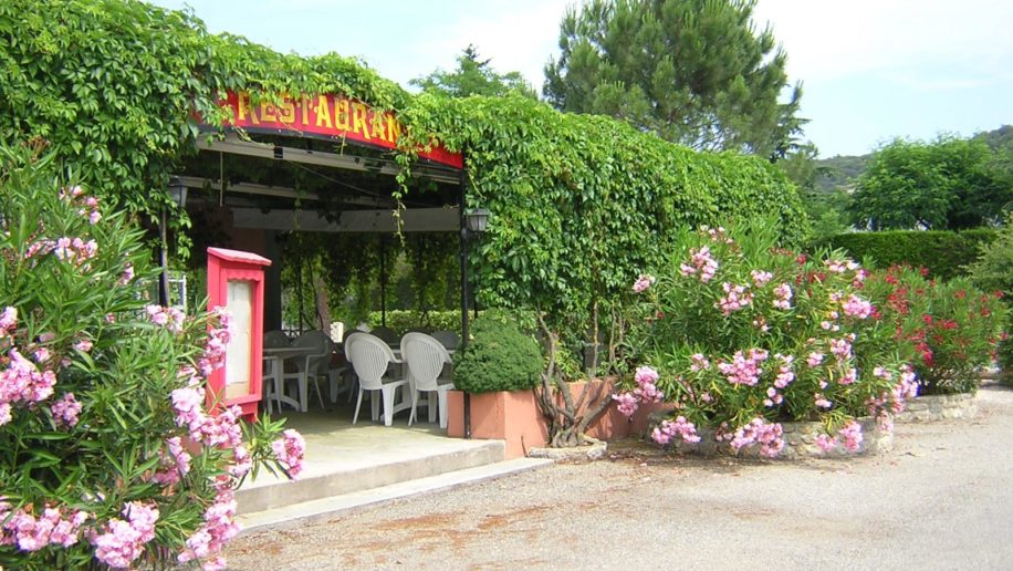 Flower Camping Le Riviera - Campingzuidfrankrijk.nl