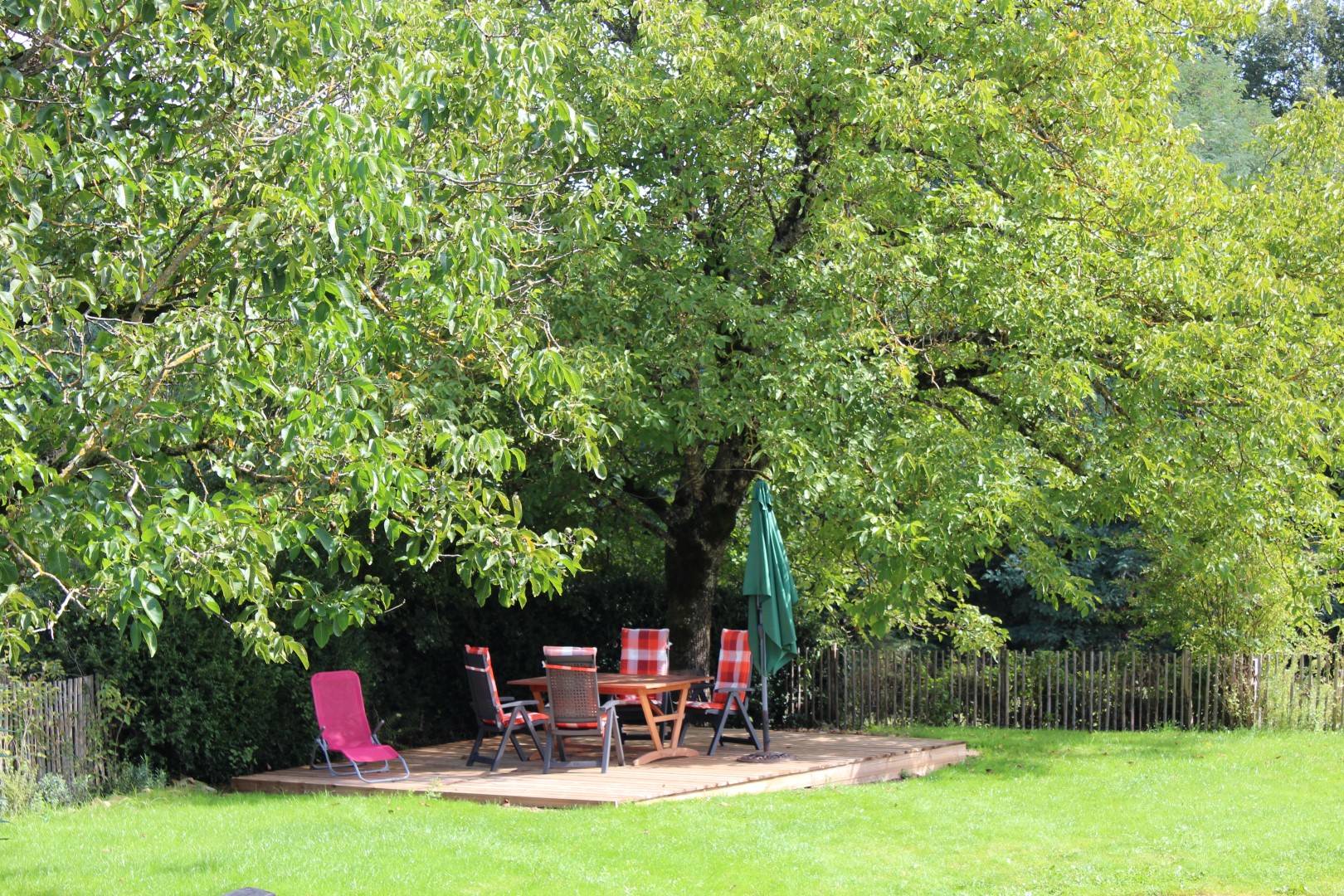 Domaine la Valade | Kleine camping & safaritenten Corrèze, Frankrijk