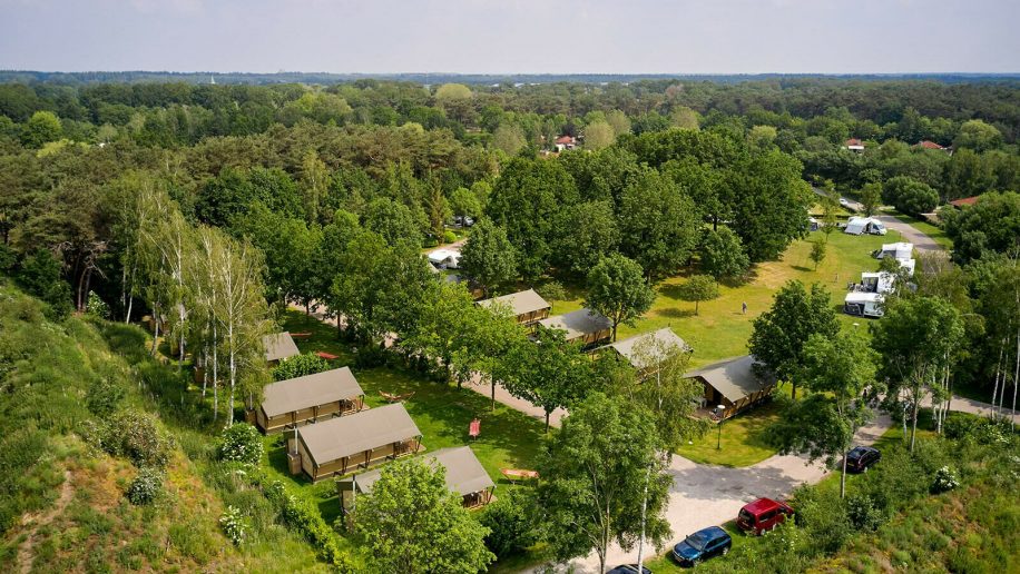 Villatent ParcCamping de Witte Vennen | Safaritent 6 Pers ...